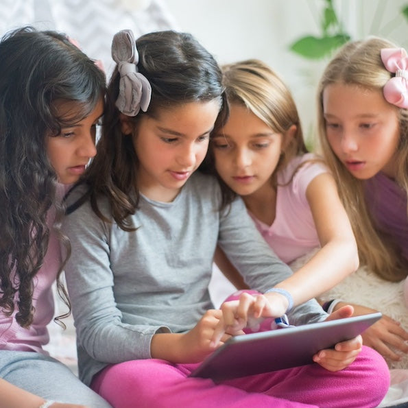 Scanning, Scrolling, and Swiping: New Research Uncovers Why Our Brains ...